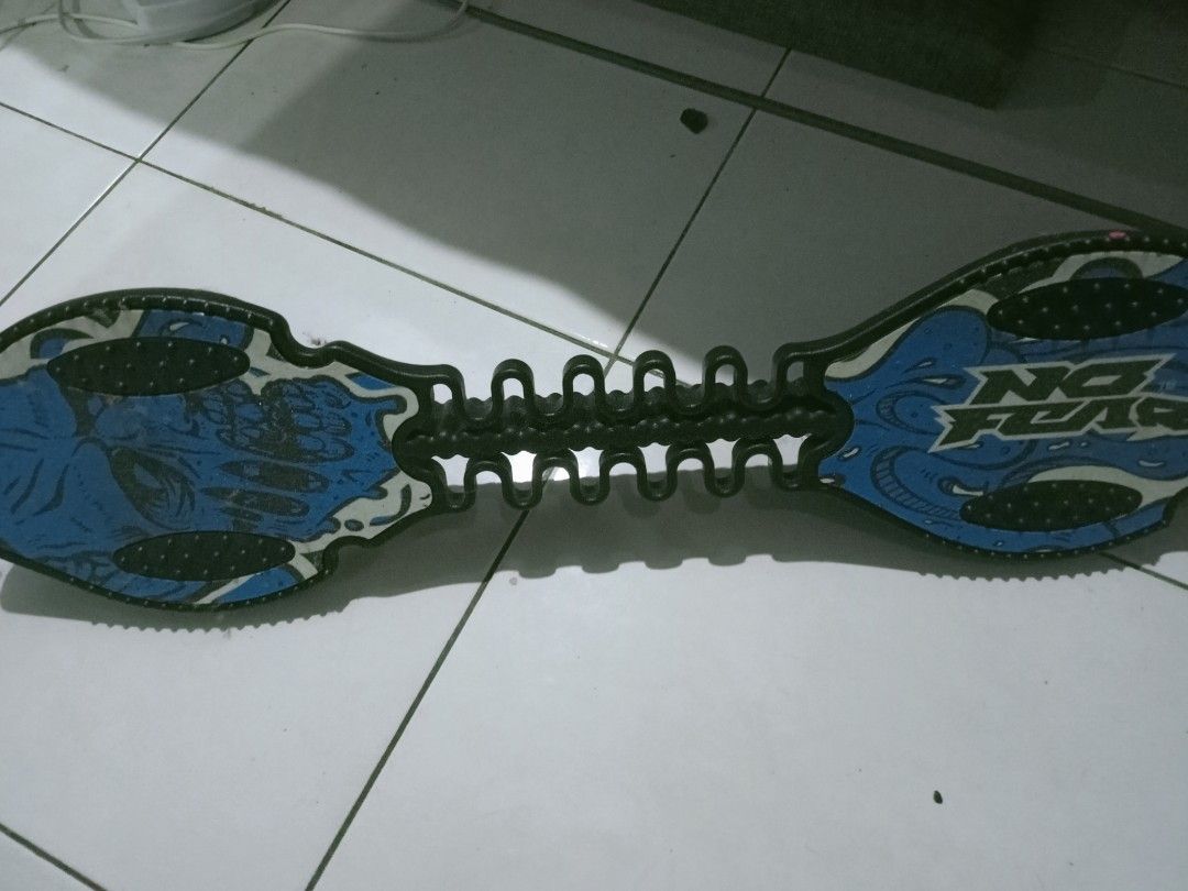 No fear skateboard wiggle board, Sports Equipment, Sports & Games ...