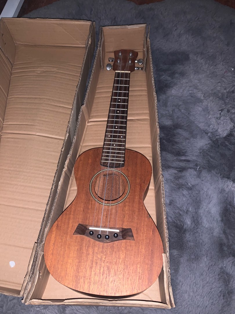 Oak Wood Ukulele, Hobbies & Toys, Music & Media, Musical Instruments on ...