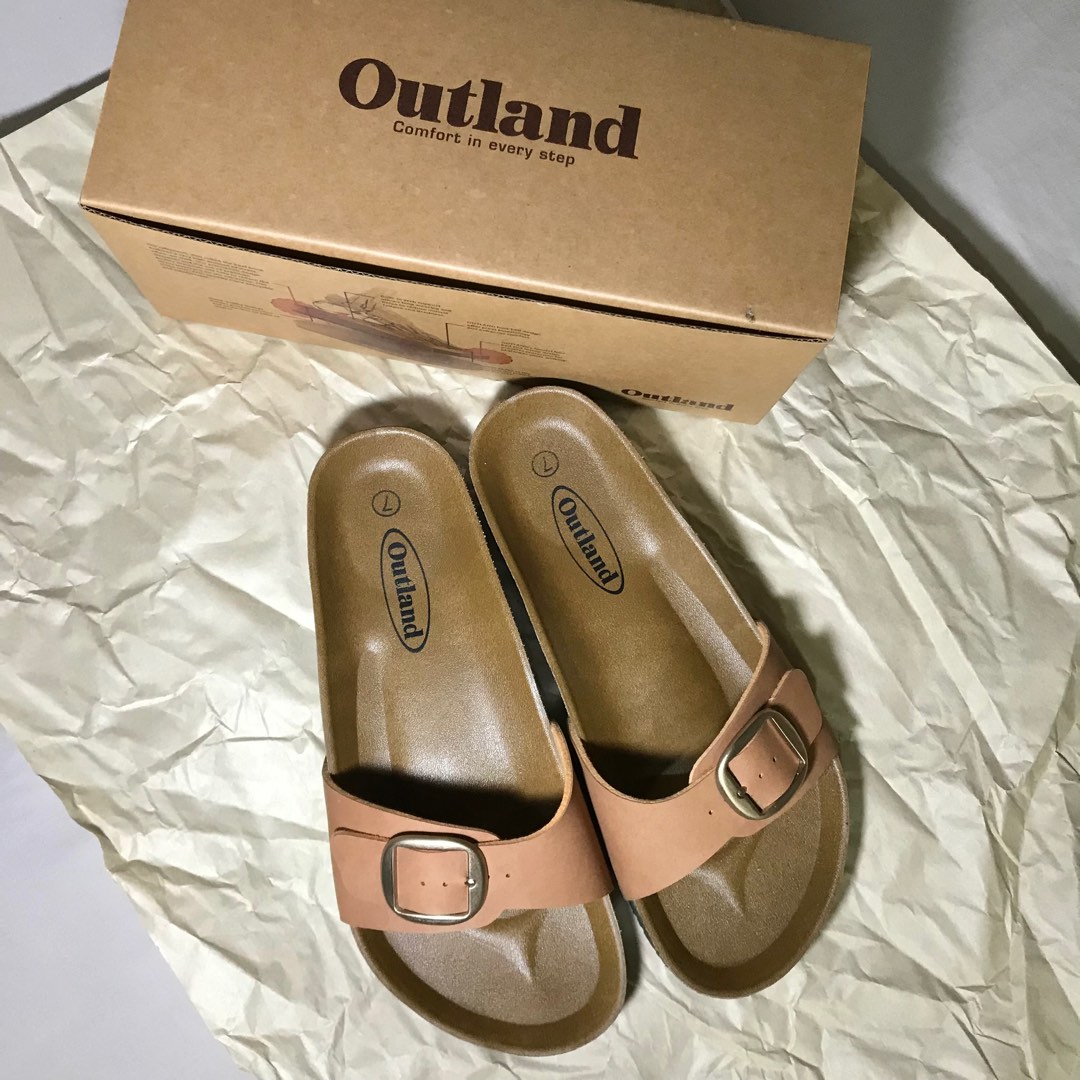 OUTLAND, Women's Fashion, Footwear, Flats & Sandals on Carousell