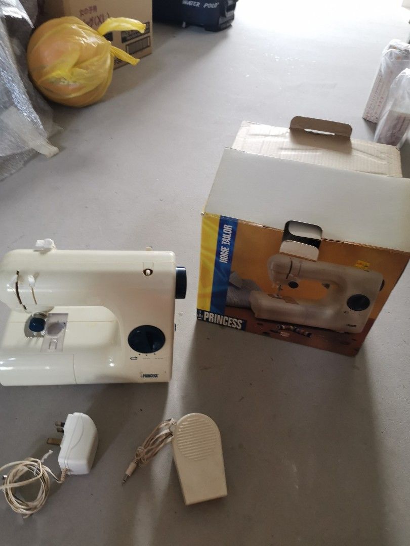 Princess sewing machine (working set), TV & Home Appliances, Other Home ...
