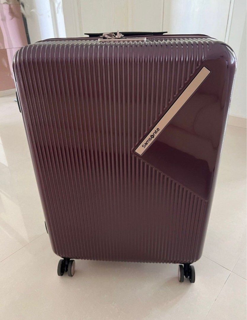 Samsonite Zeltus Spinner Expandable 69/25 Luggage, Hobbies & Toys ...