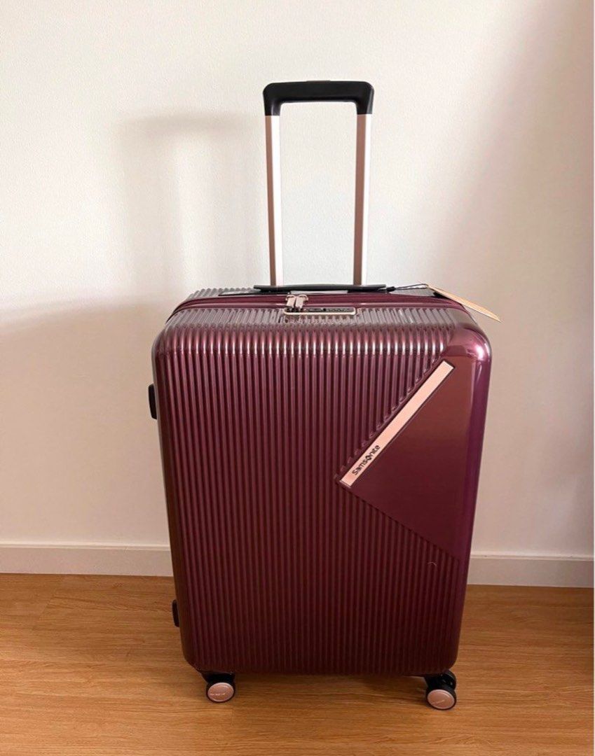 Samsonite Zeltus Spinner Expandable 69/25 Luggage, Hobbies & Toys ...