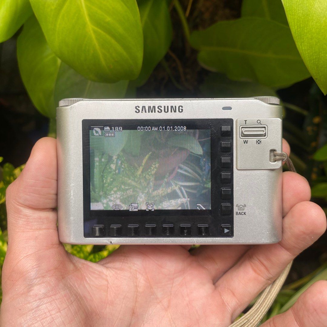 Samsung VLUU NV24 Digicam, Photography, Cameras on Carousell