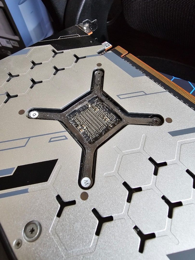 Sapphire RX 5700 XT Nitro, Computers & Tech, Parts & Accessories ...