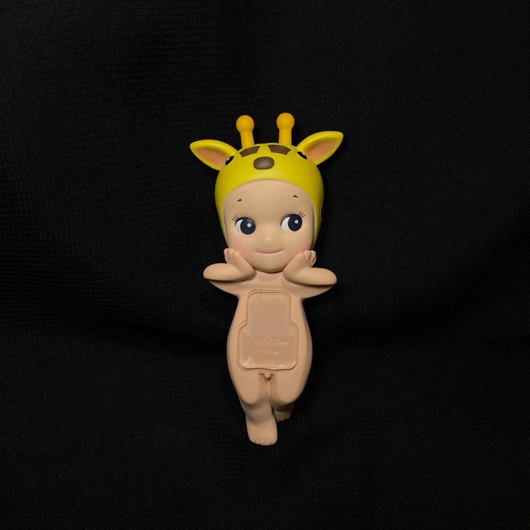 Sonny Angel Animal Hipper Giraffe, Hobbies & Toys, Toys & Games on ...