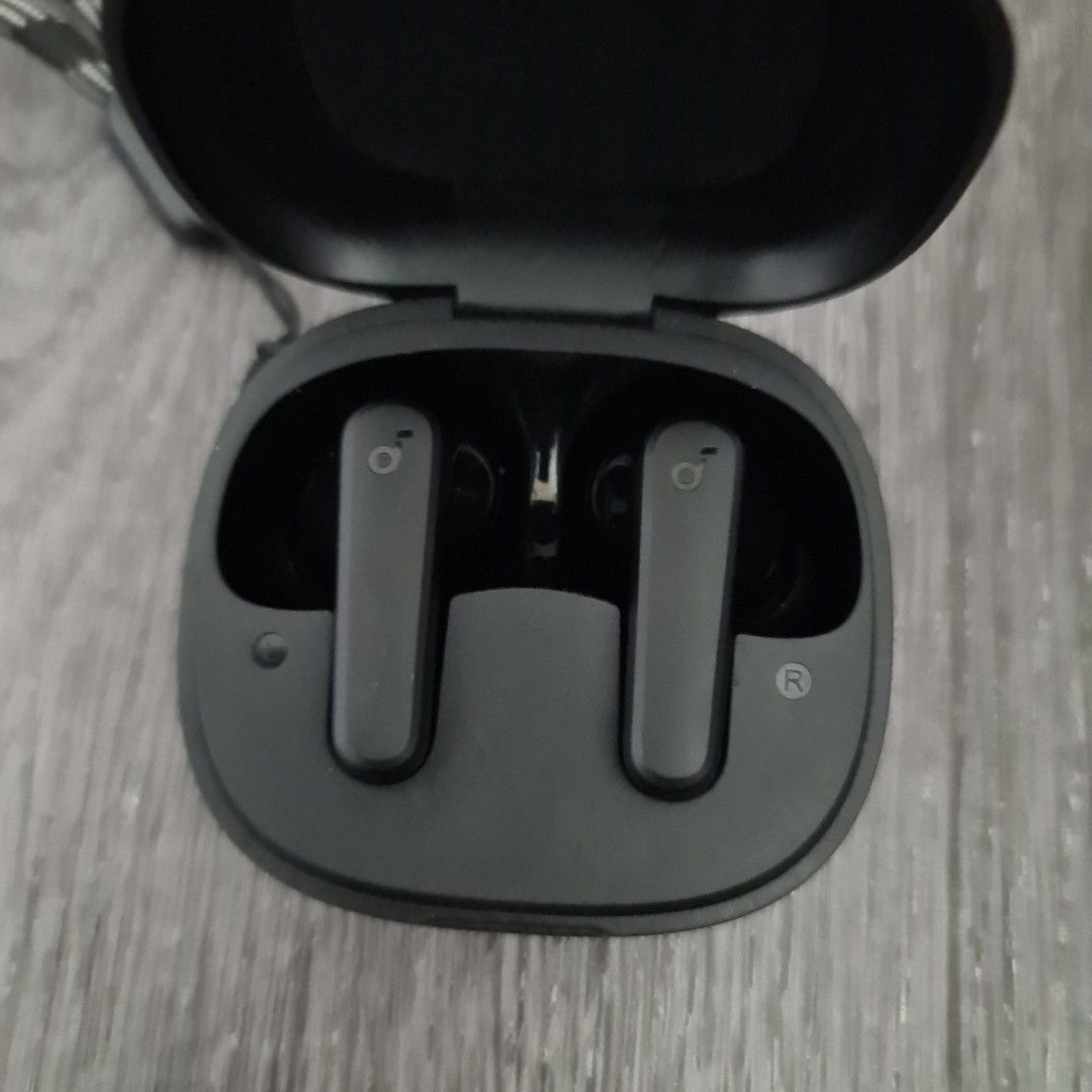 Soundcore R50i, Audio, Earphones on Carousell