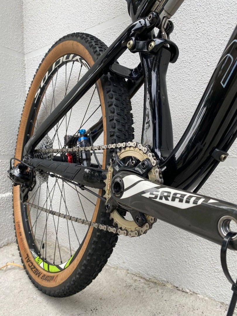 Specialized Epic Full Sus 29er, Sports Equipment, Bicycles & Parts ...