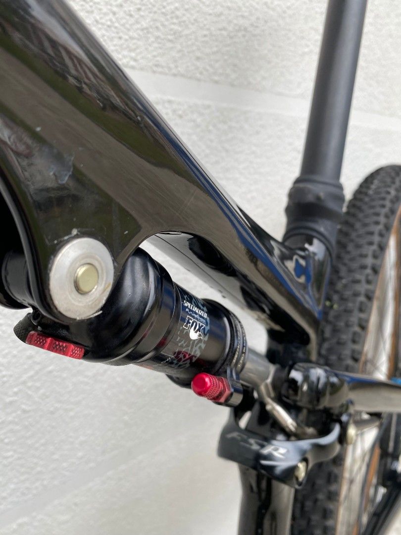Specialized Epic Full Sus 29er, Sports Equipment, Bicycles & Parts ...