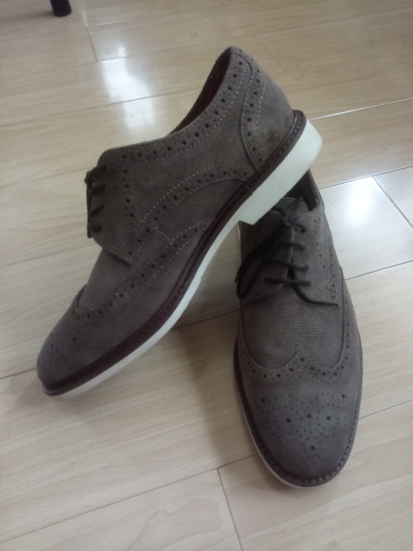 Structure shoes for men brown on Carousell