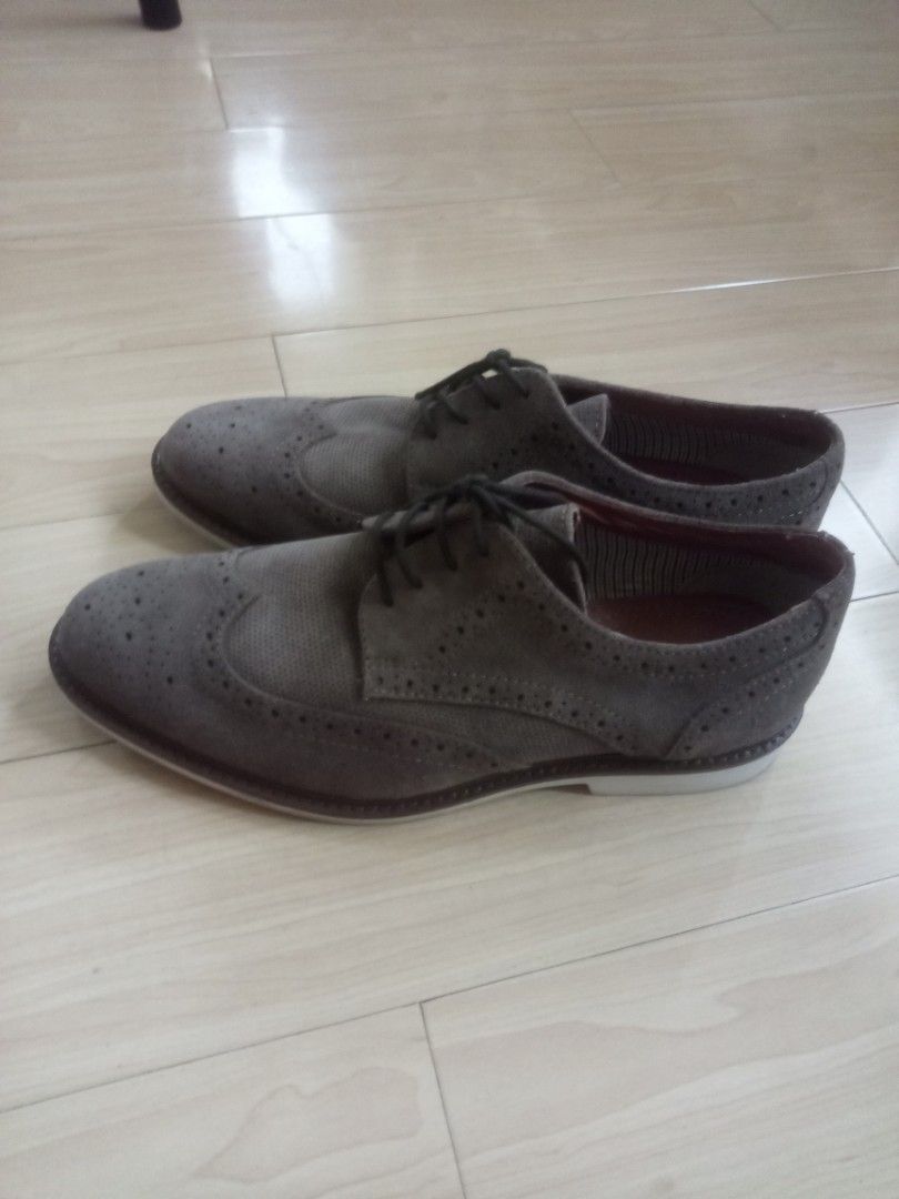 Structure shoes for men brown on Carousell