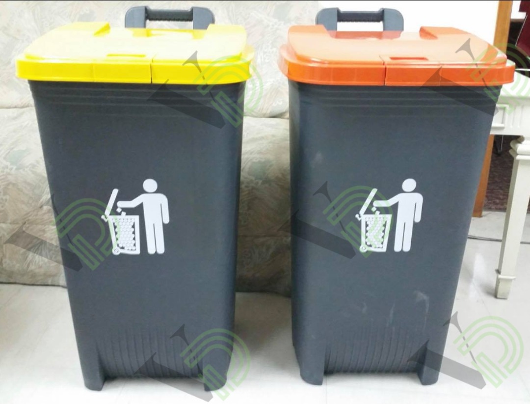 Trash Bin 80L Can with Wheels, Furniture & Home Living, Cleaning ...