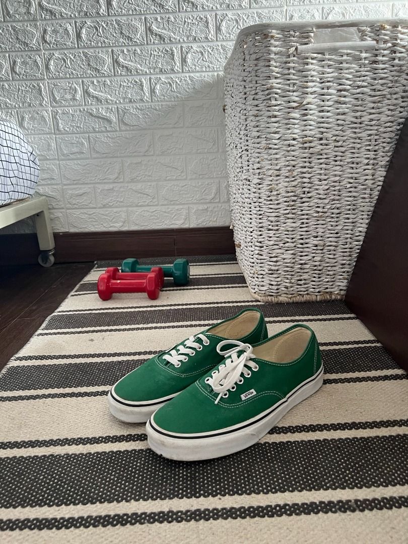 VANS AUTHENTIC AVOCADO GREEN LOWCUT, Men's Fashion, Footwear, Sneakers ...