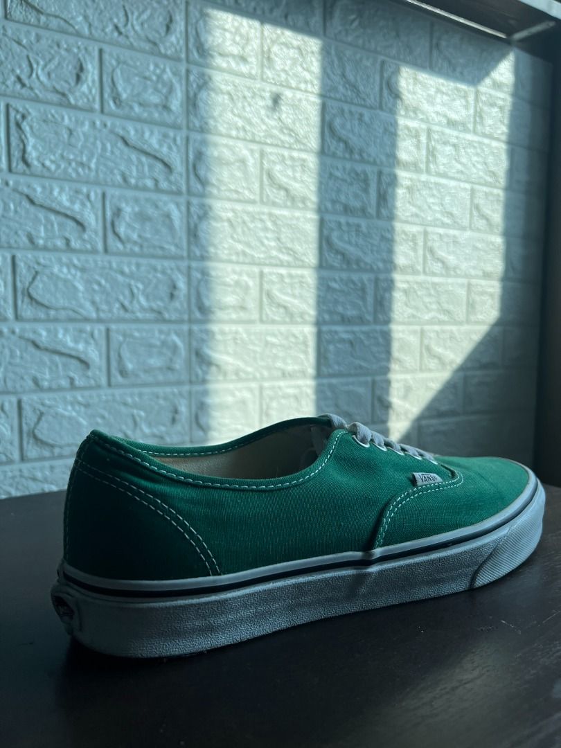 VANS AUTHENTIC AVOCADO GREEN LOWCUT, Men's Fashion, Footwear, Sneakers ...