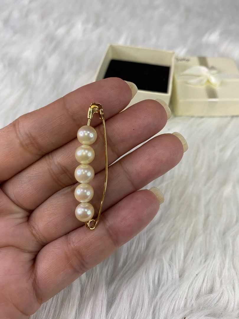 18K JAPAN GOLD PERDIBLE PIN WITH AKOYA PEARL, Women's Fashion, Jewelry ...