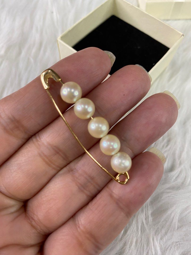 18K JAPAN GOLD PERDIBLE PIN WITH AKOYA PEARL, Women's Fashion, Jewelry ...