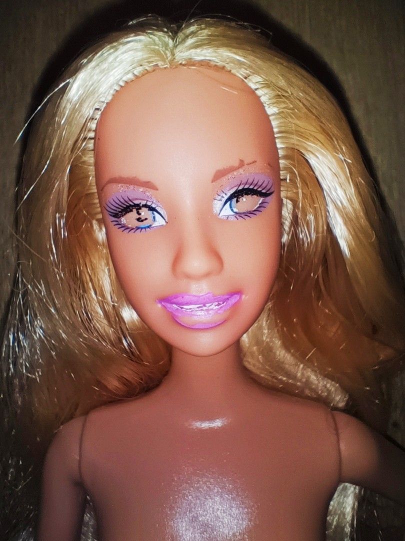 (22) DIY Weird Barbie., Hobbies & Toys, Toys & Games on Carousell