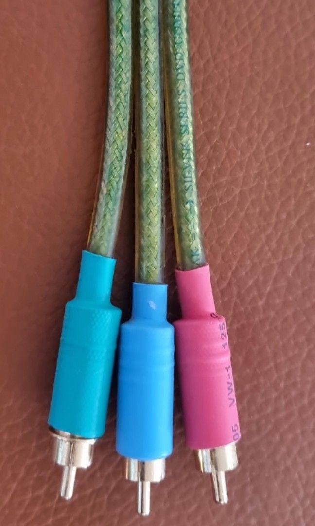 Audio vision cable - Silver, Audio, Other Audio Equipment on Carousell