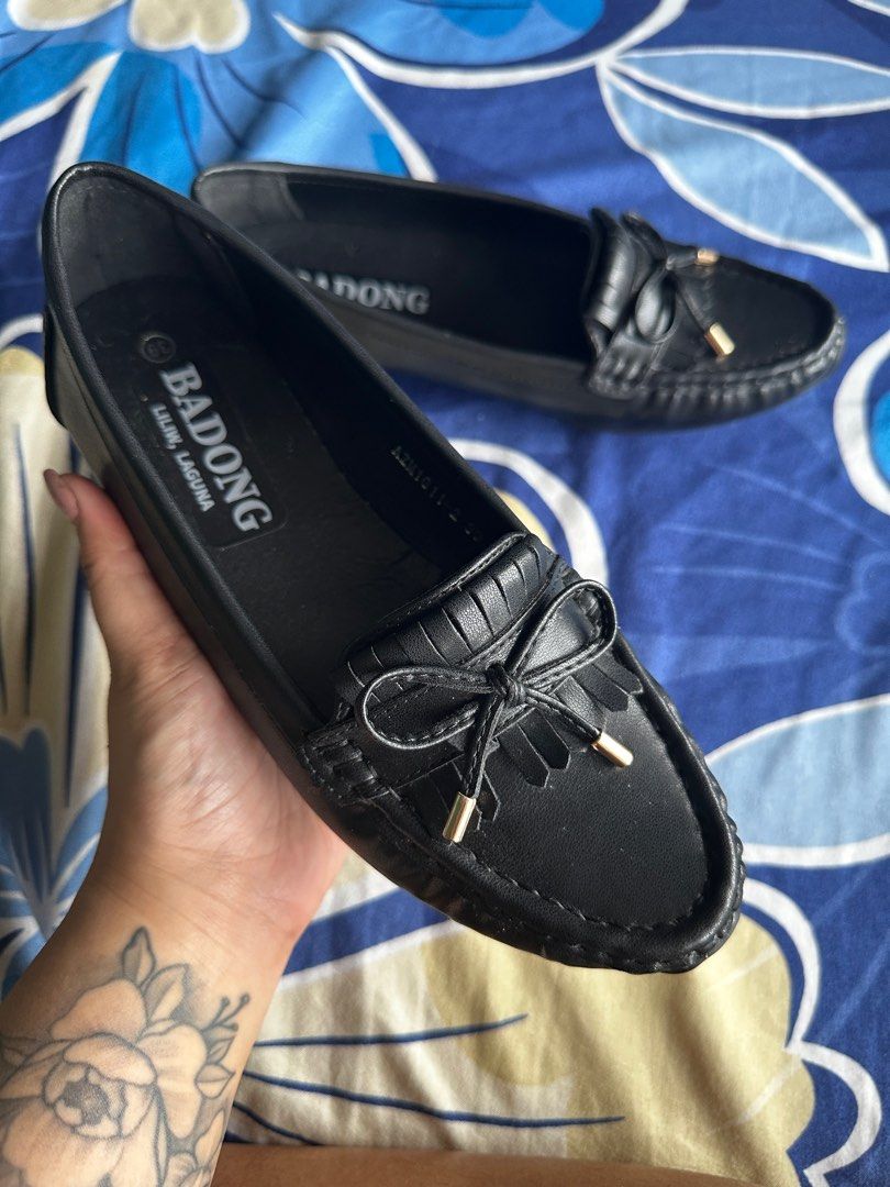 Badong Shoes, Women's Fashion, Footwear, Loafers on Carousell