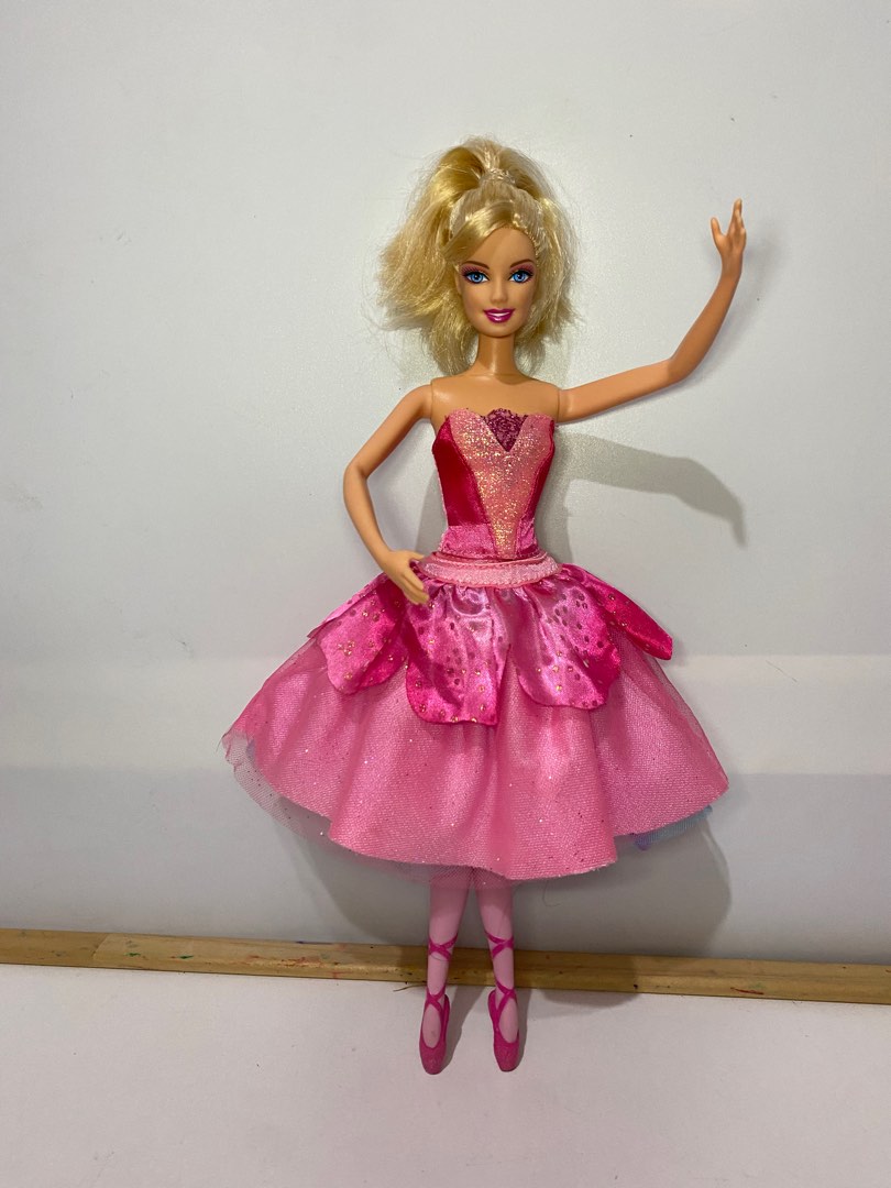 Barbie in The Pink Shoes Transforming Ballerina Kristyn Doll, Hobbies ...