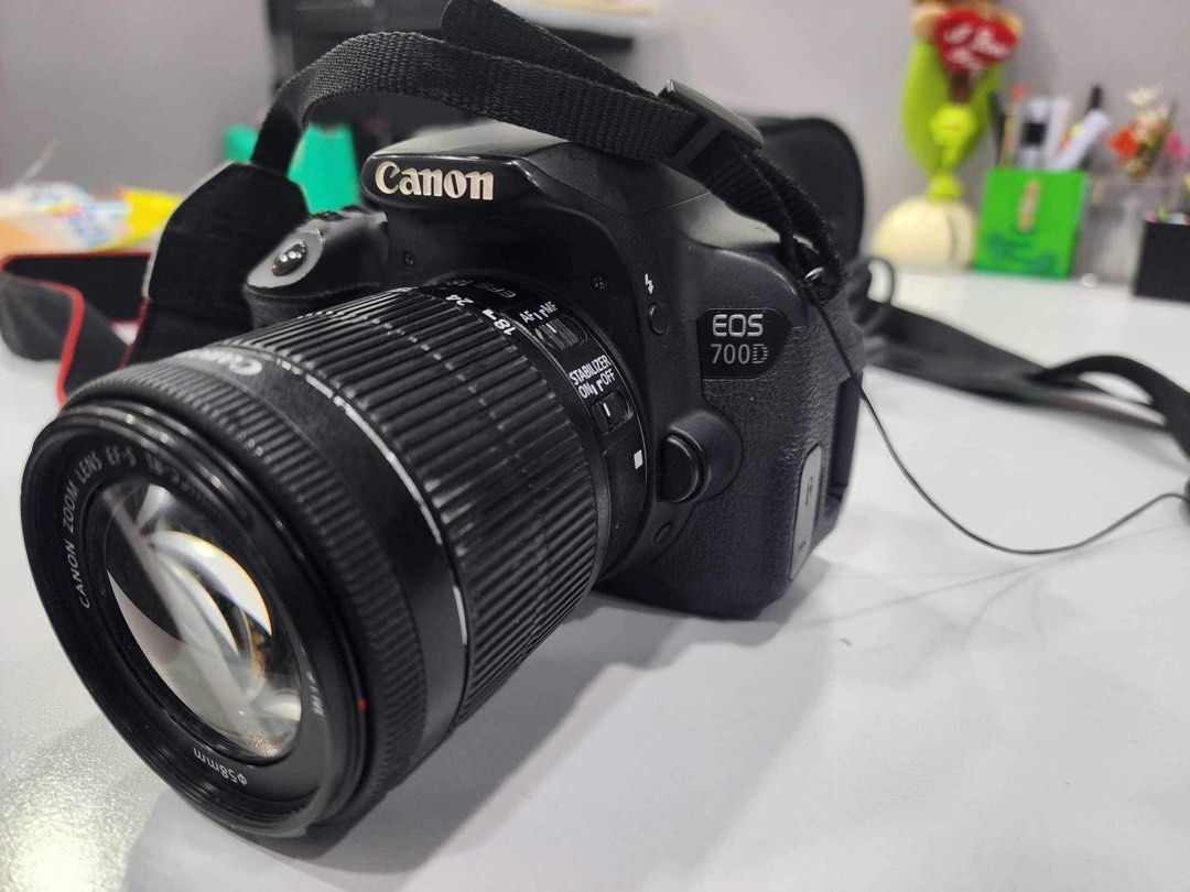Canon DSLR 700D, Photography, Cameras on Carousell