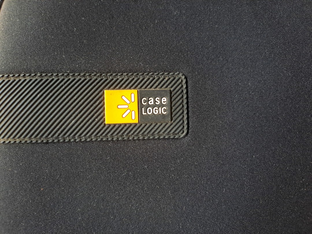 Case Logic Laptop sleeve case for 12, 13.3 inch, Computers & Tech ...
