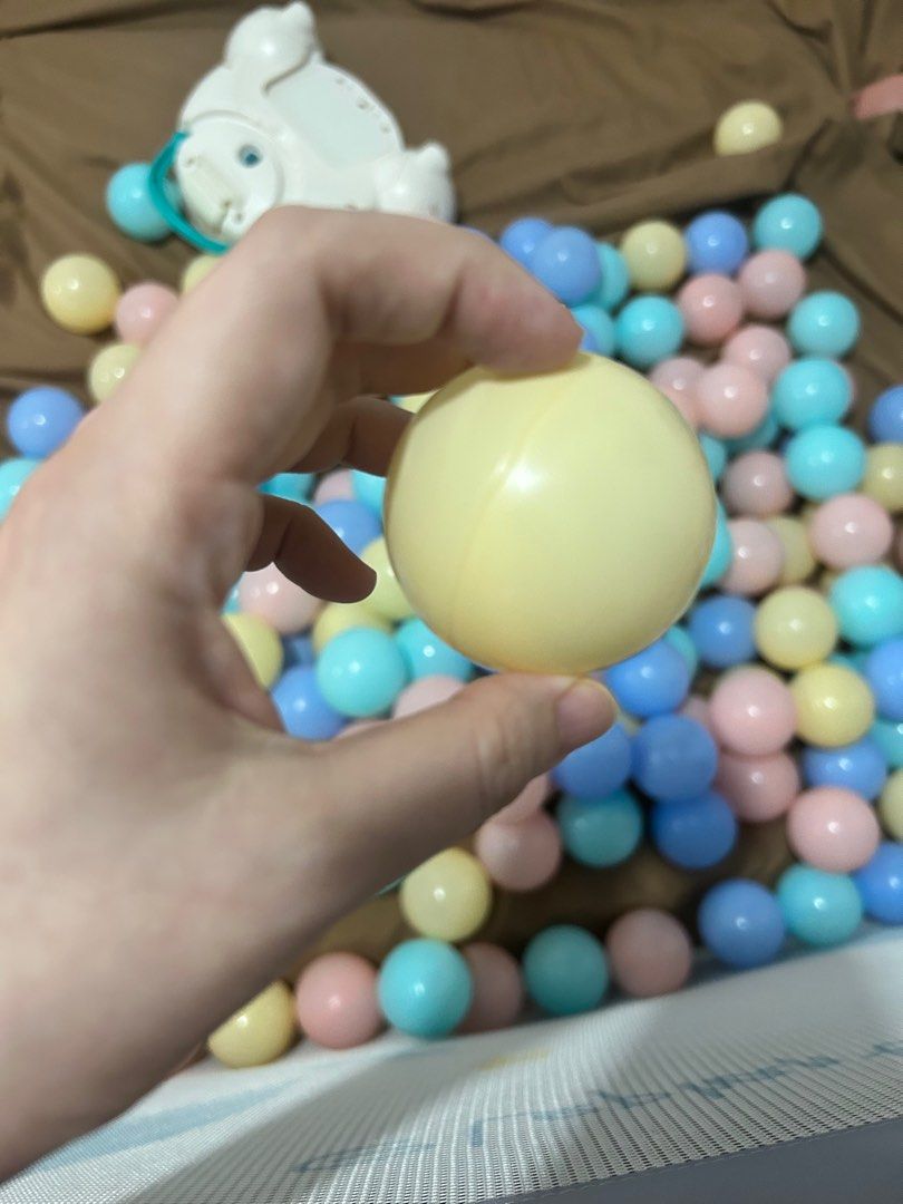 Colorful Playpen Soft Plastic pit Balls 200, Hobbies & Toys, Toys ...