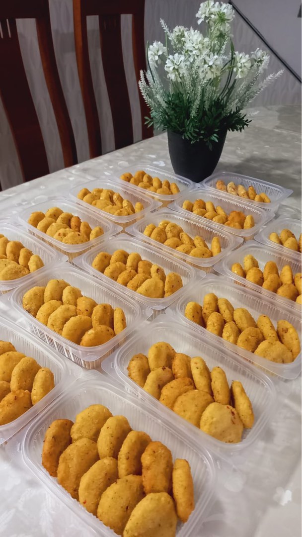 Dhal Vada, Food & Drinks, Packaged & Instant Food on Carousell