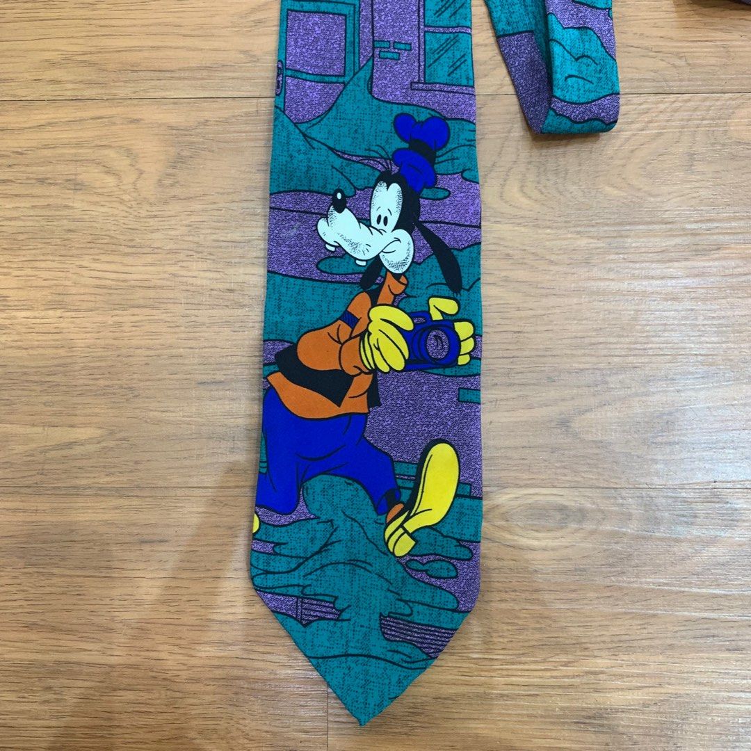 Disney goofy silk neck tie made in italy, Fesyen Pria, Aksesoris, Dasi ...