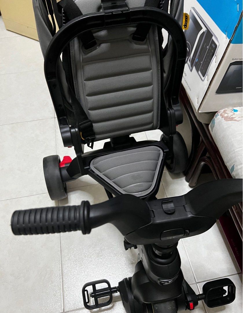 Doona Liki Trike S1 with box, pedal straps and bag, Babies & Kids ...