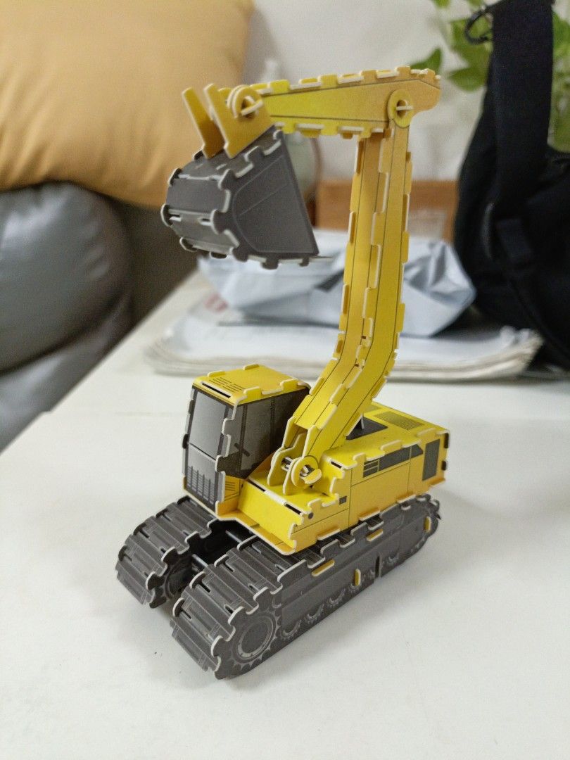 Excavator (3D Puzzle made wind-up), Hobbies & Toys, Toys & Games on ...