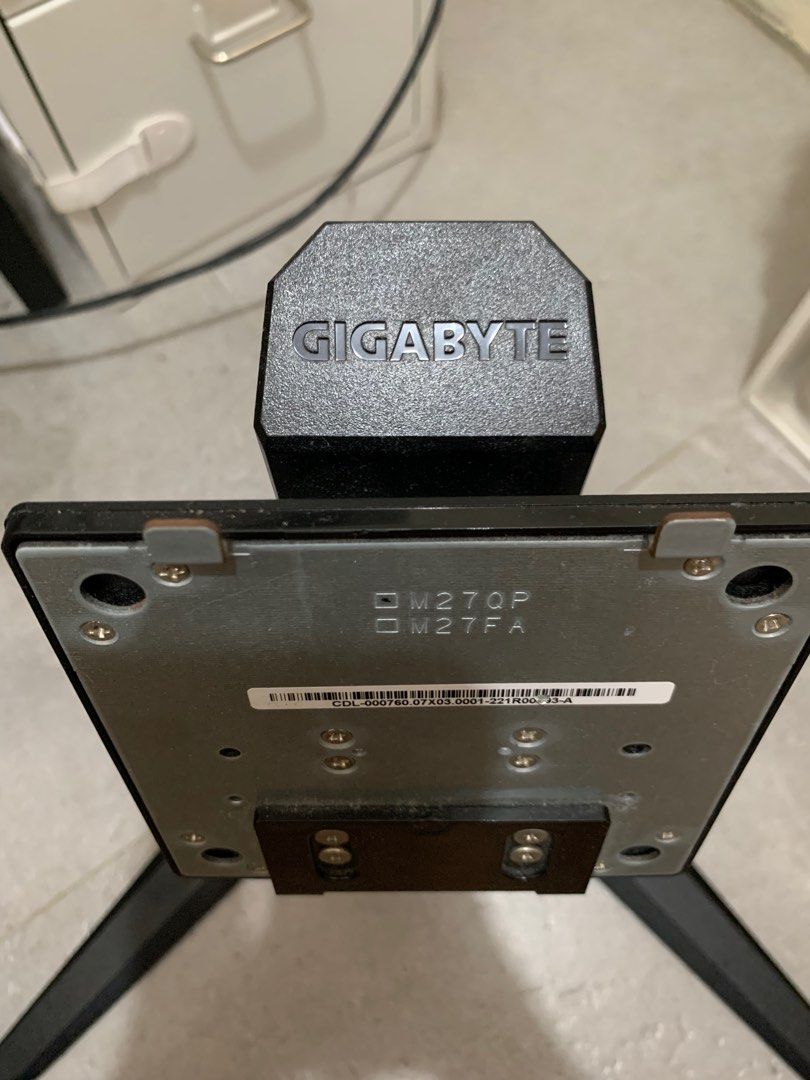 Gigabyte Adjustable Monitor Stand, Computers & Tech, Parts ...