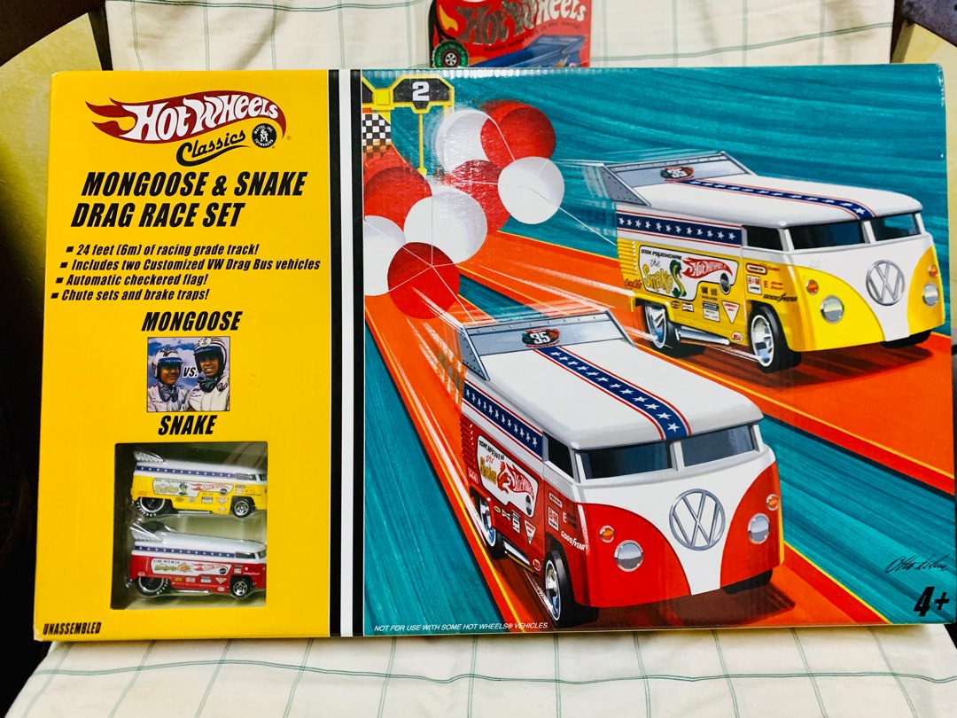 Hot Wheels Drag Race Set Volkswagen Drag Bus, Hobbies & Toys, Toys ...