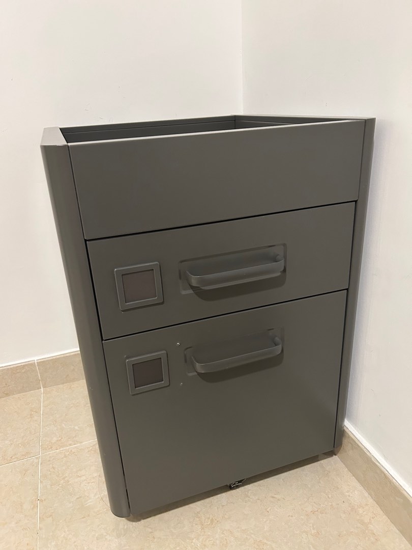IKEA drawer unit with smart lock, 傢俬＆家居, 傢俬, 櫃子、組合櫃及置物架 - Carousell