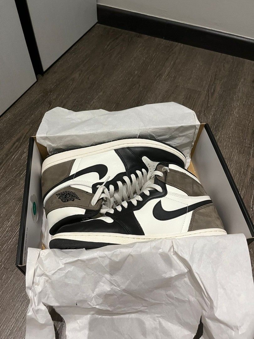 Jordans 1 Mocha, Men's Fashion, Footwear, Sneakers on Carousell