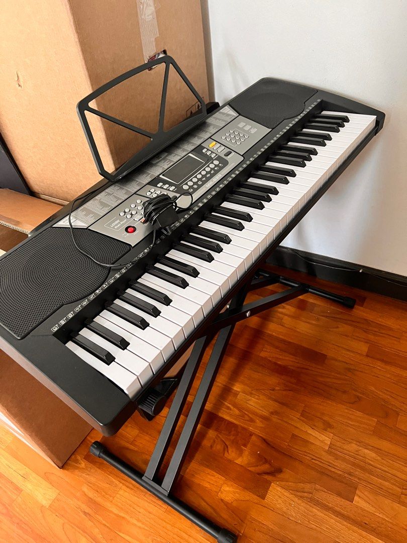 Keyboard, Hobbies & Toys, Music & Media, Musical Instruments on Carousell