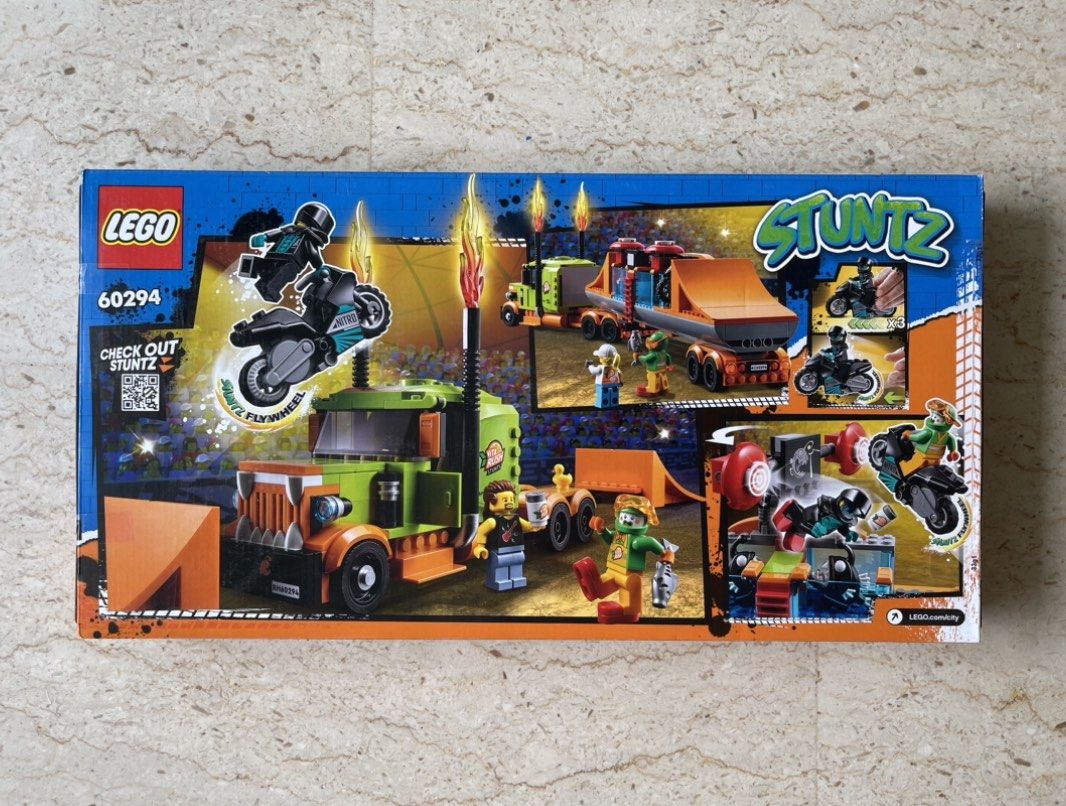 Lego 60294 Stunt Show Truck (Retired), Hobbies & Toys, Toys & Games on ...