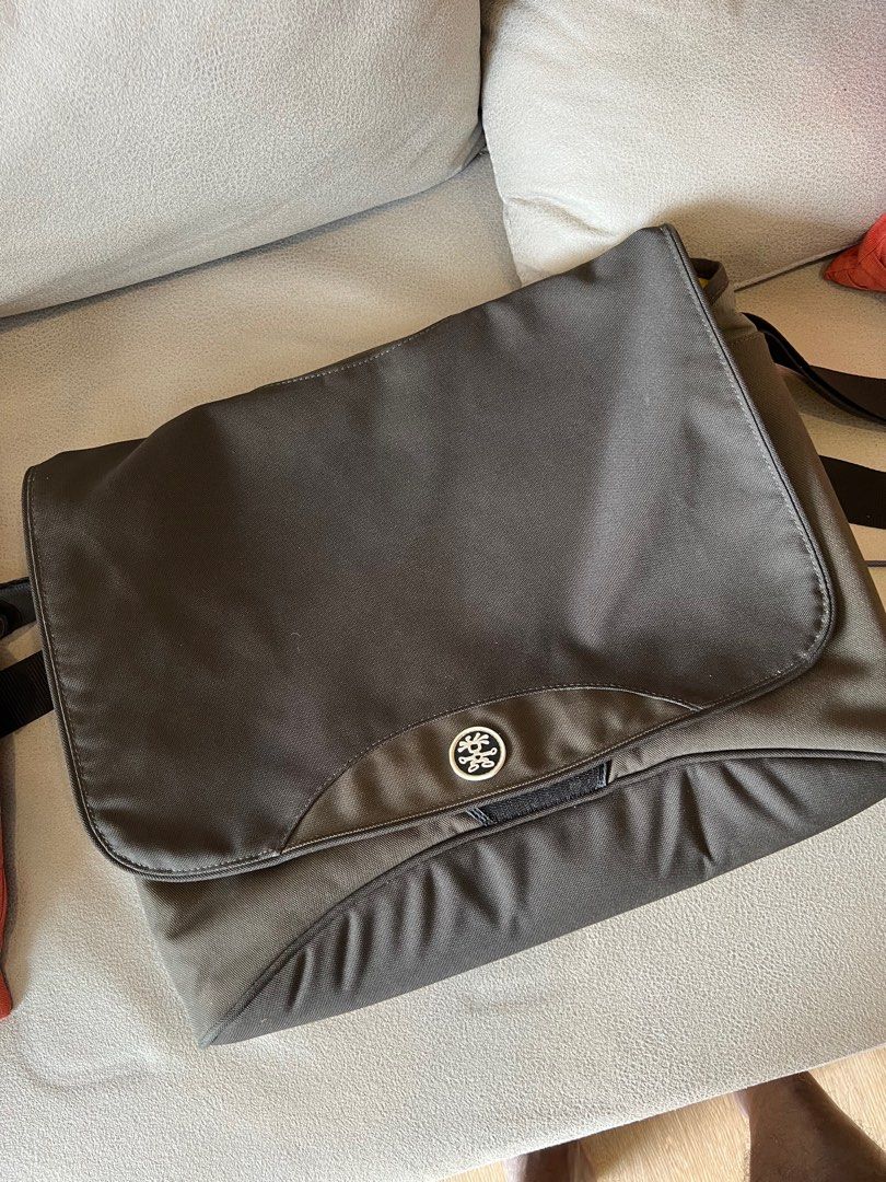 Lightly Used Crumpler Laptop Bag, Computers & Tech, Parts & Accessories ...