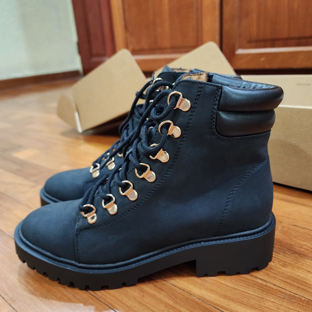 London Rag Boots, Women's Fashion, Footwear, Boots on Carousell