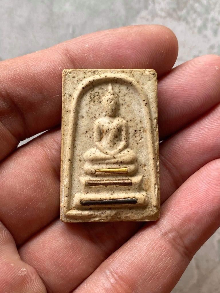 Lp Mui Wat Don Rai Phra Somdej Phraprathan, Hobbies & Toys, Memorabilia ...