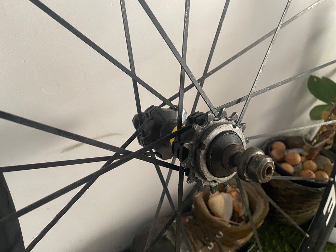 Mavic Ellipse track wheelset fixie, Sports Equipment, Bicycles & Parts ...