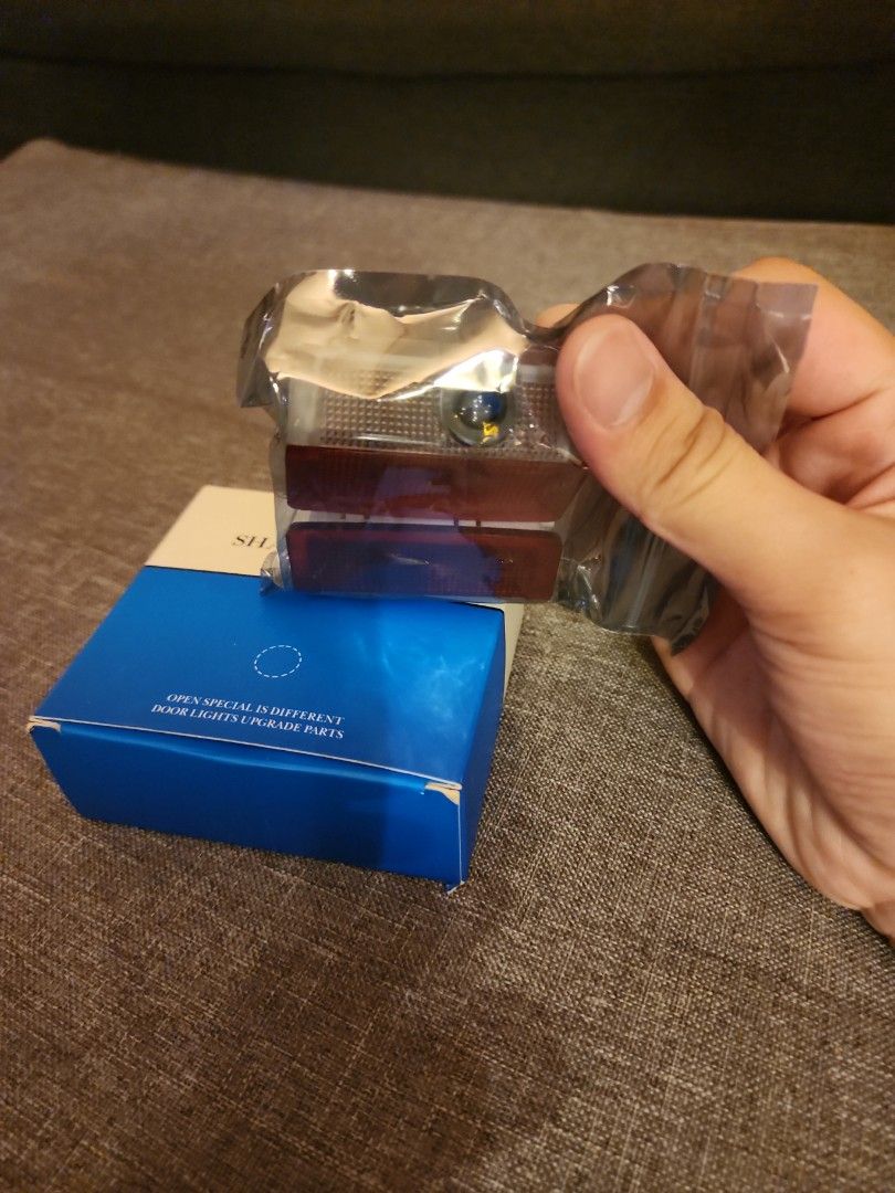 MERCEDES welcome/shadow light, Car Accessories, Accessories on Carousell