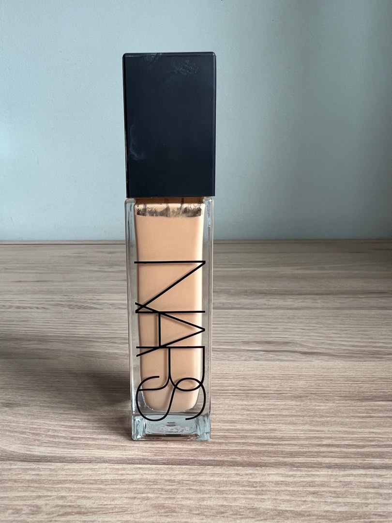 Nars natural radiant long wear foundation, Beauty & Personal Care, Face ...