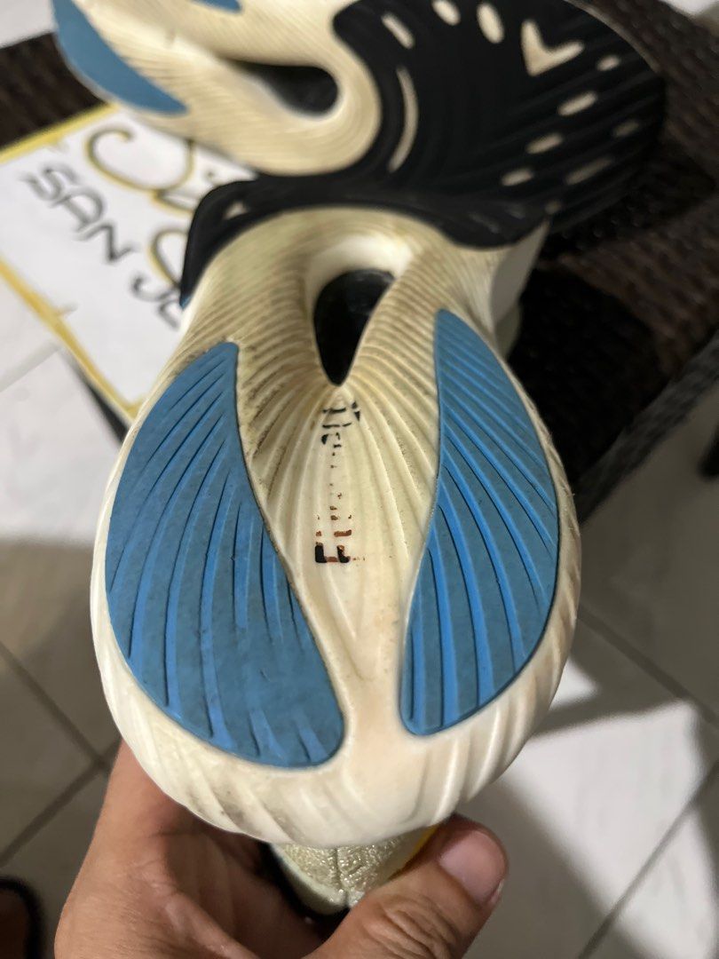 New Balance Fuelcell RC Elite V1, Men's Fashion, Footwear, Sneakers on ...