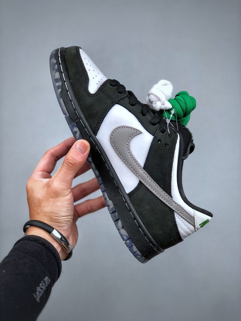 Nike Dunk SB x Staple ( BV1310 013) ORIGINAL READY SIZE 42, Fesyen Pria ...