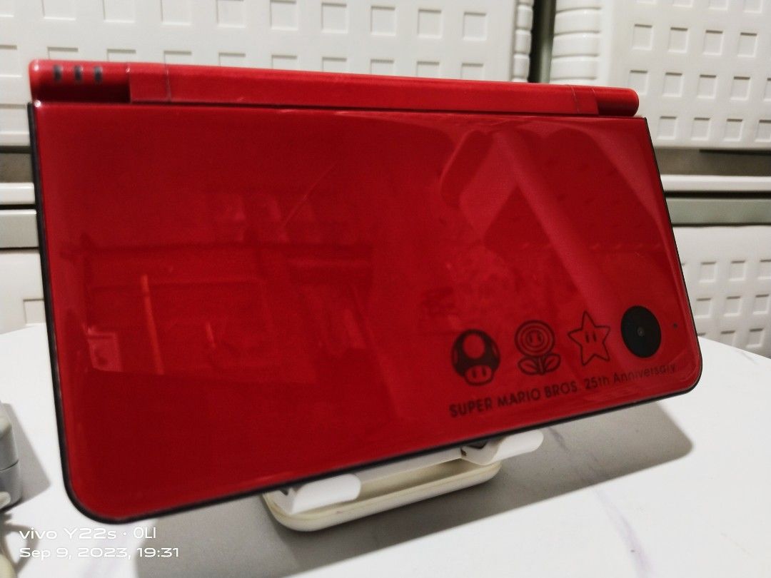 Nintendo dsi xl Super Mario Bros 25th Anniversary Edition, Video Gaming ...