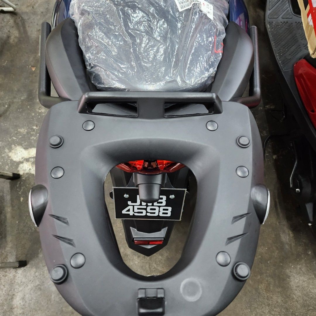 YAMAHA NMAX 155 V2~ (2020-2022)GIVI HEAVY DUTY MONORACK WITH BASE PLATE ...