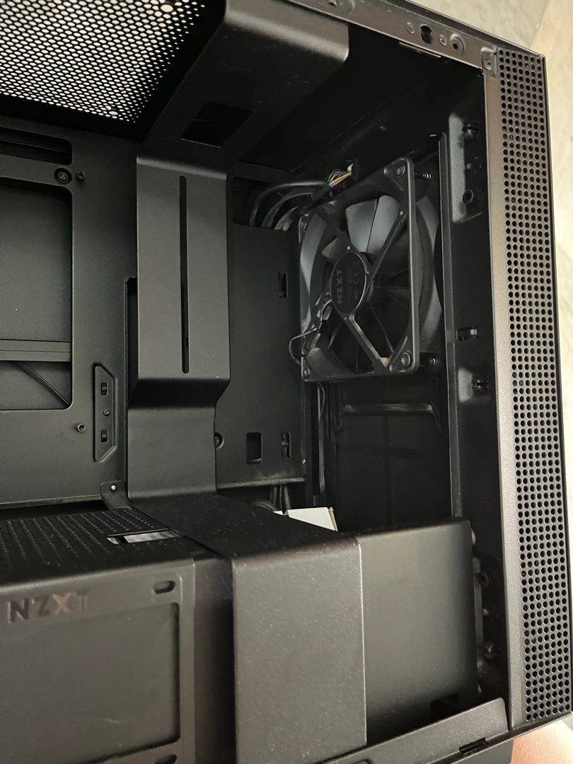 NZXT H210 Mini-ITX Case with Tempered Glass, Computers & Tech, Desktops ...