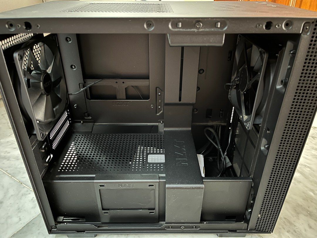 NZXT H210 Mini-ITX Case with Tempered Glass, Computers & Tech, Desktops ...