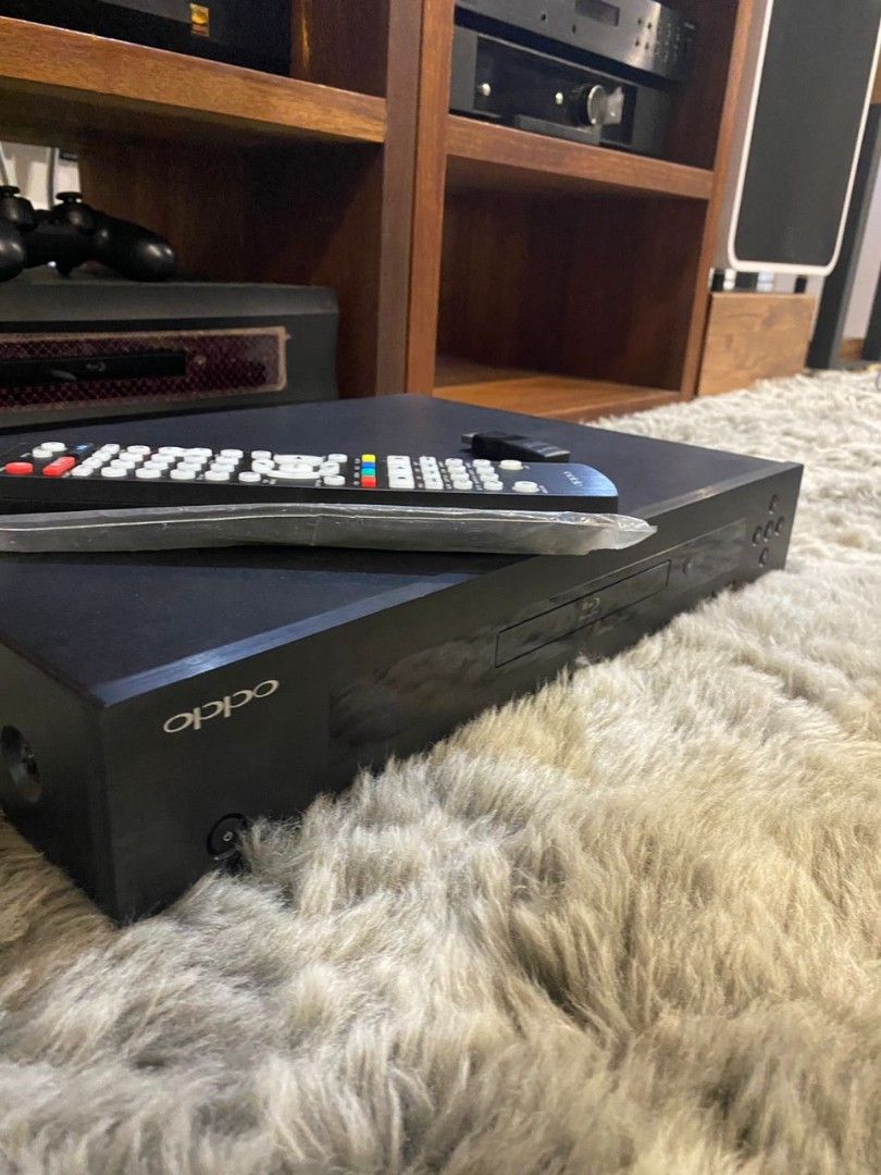 Oppo BDP 103D Blu-ray Disc Player (Darbee Edition) Upgraded Furutech ...