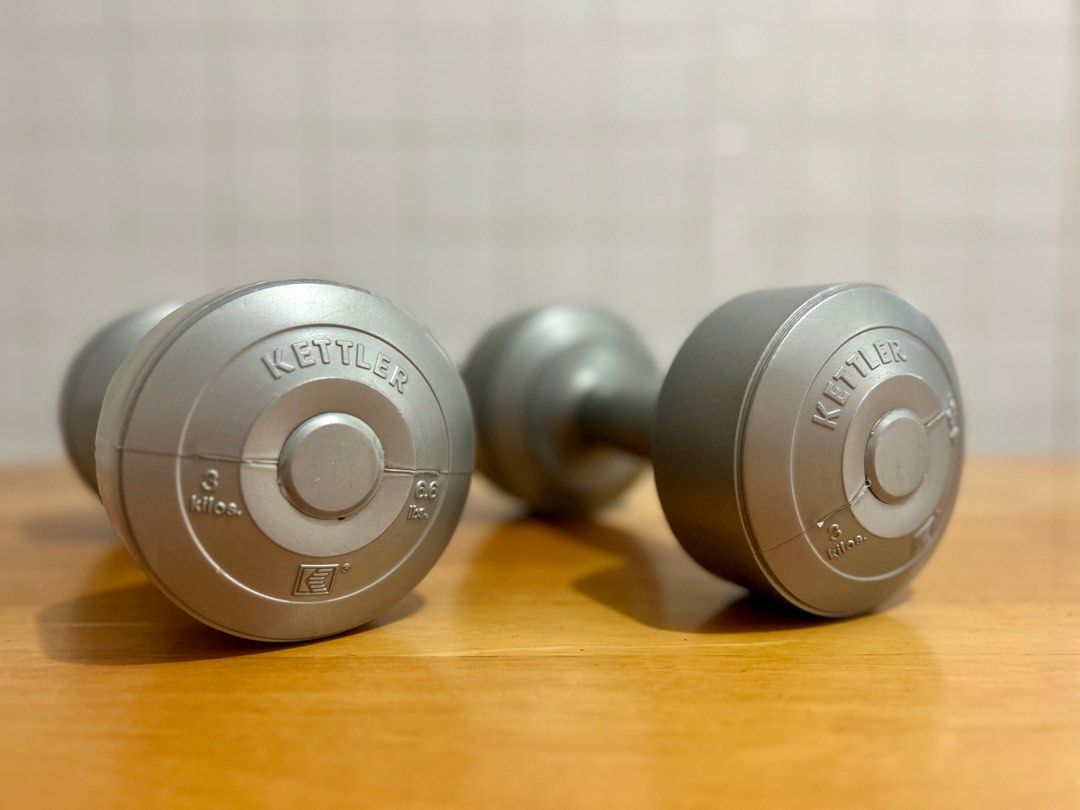 Pair of 3kg dumbbells, Sports Equipment, Exercise & Fitness, Weights ...